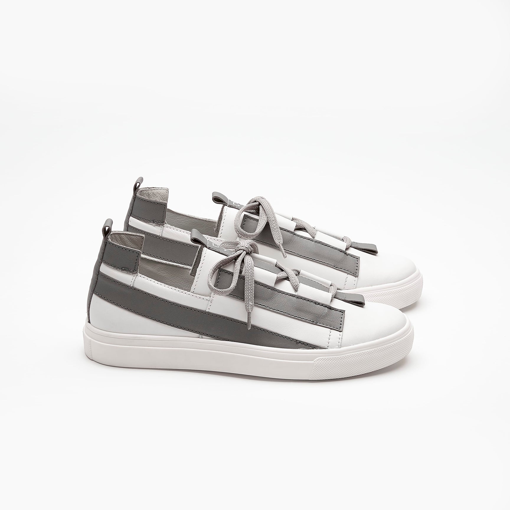 Declaring our difference. – Dyan Shoes USA